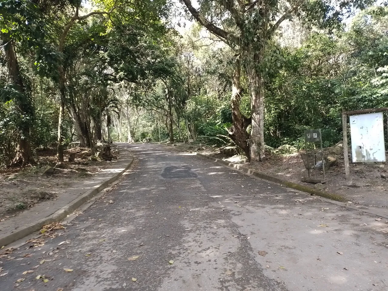 Visiting the "Leonor Bernabo" Park after many years [ENG/SPA]