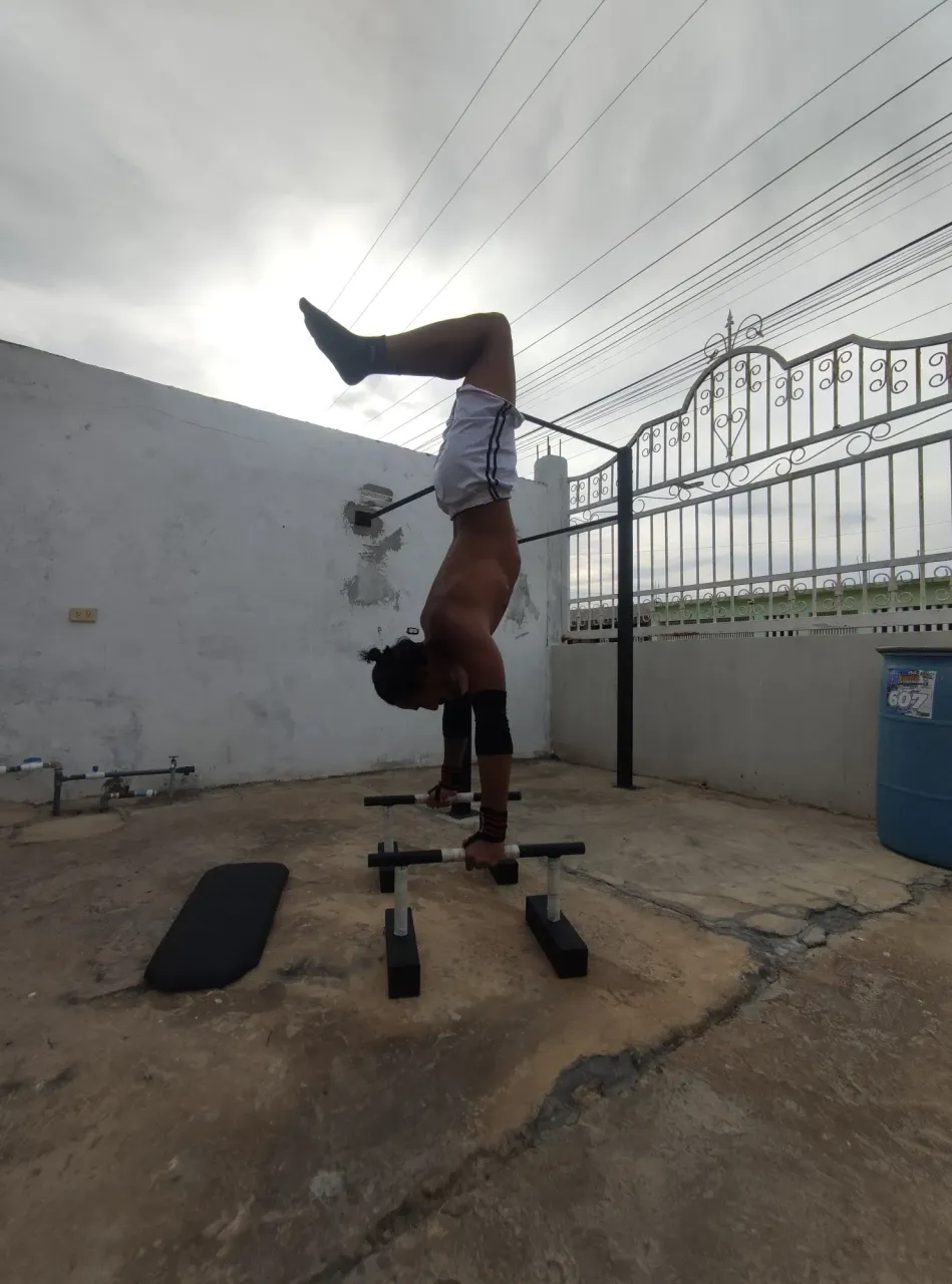 Subida a handstand por fuerza [ESP|ENG]