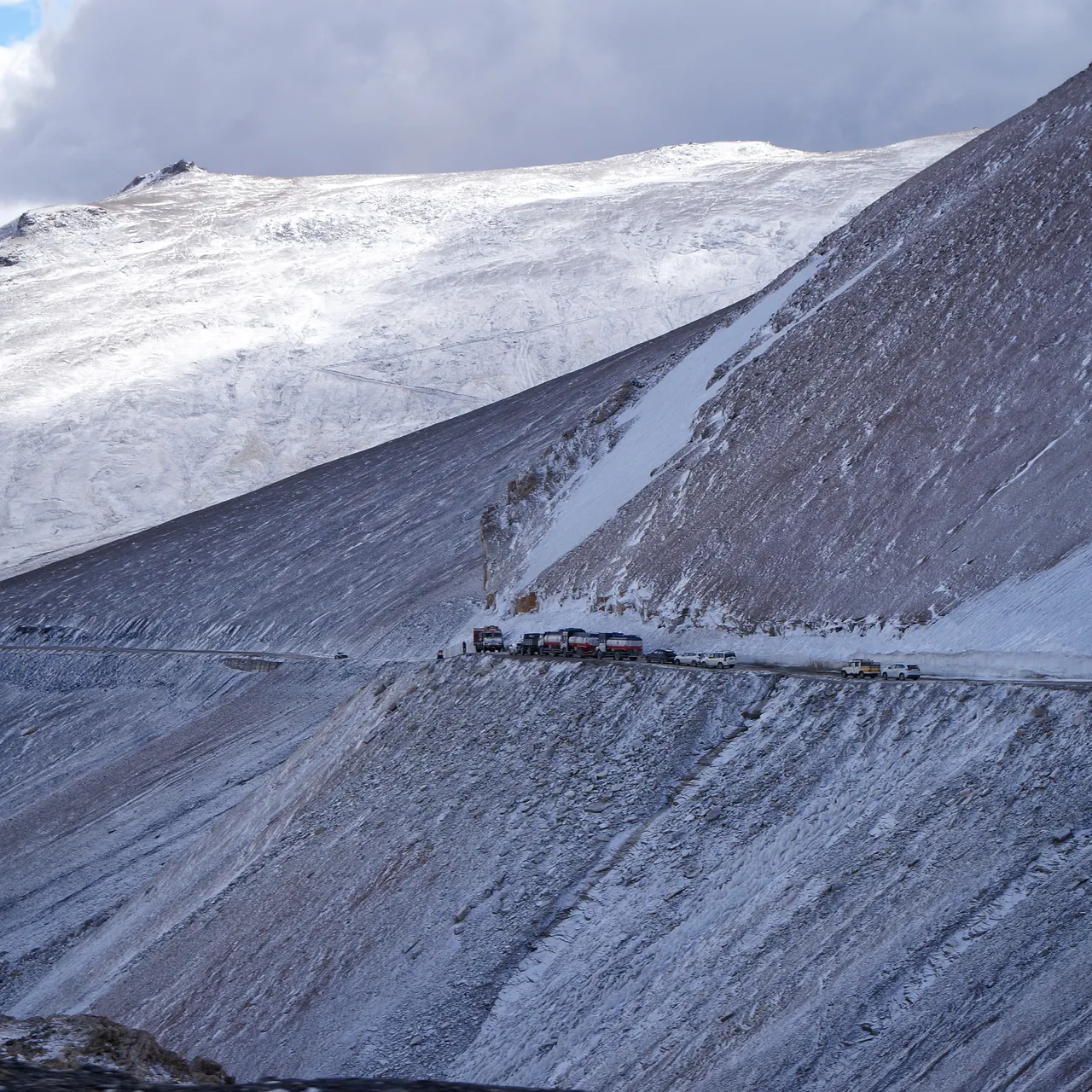 High Altitude Wonders: Debring and Tanglangla Pass