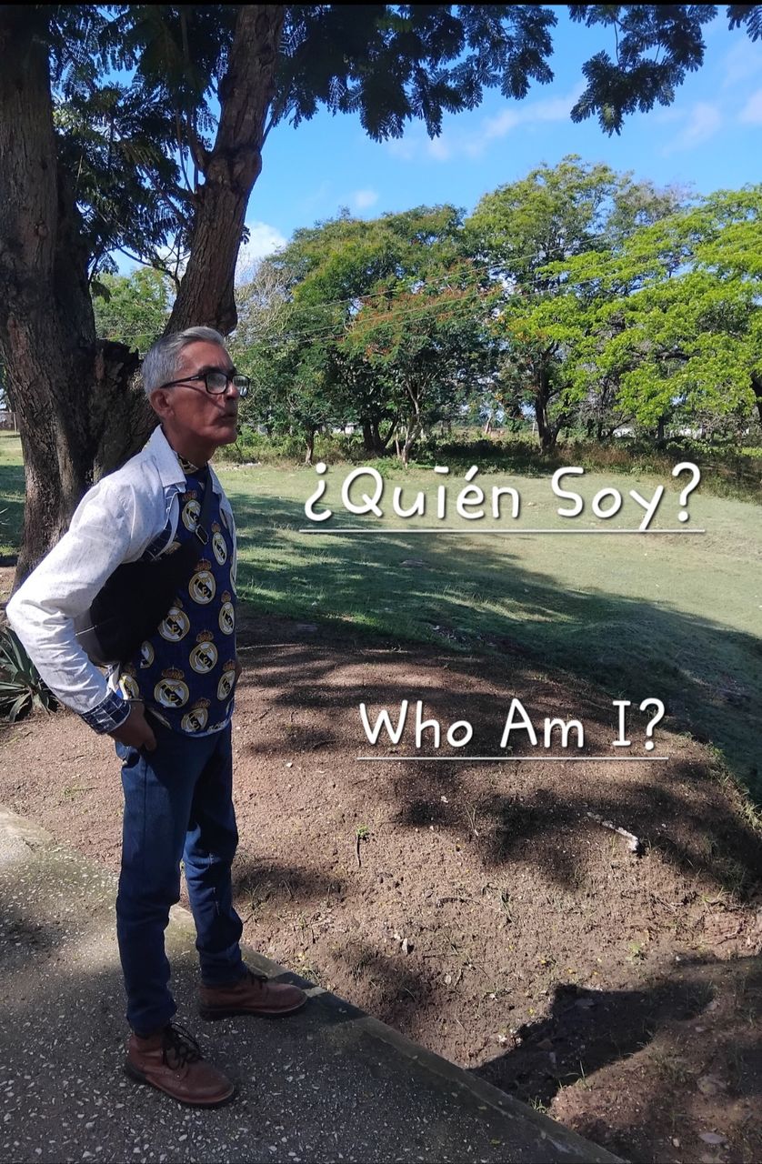¿Quién soy? [Esp-Eng]