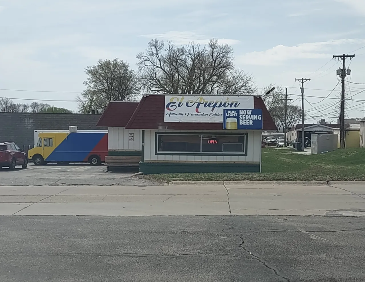 El Arepon Venezuelan Food