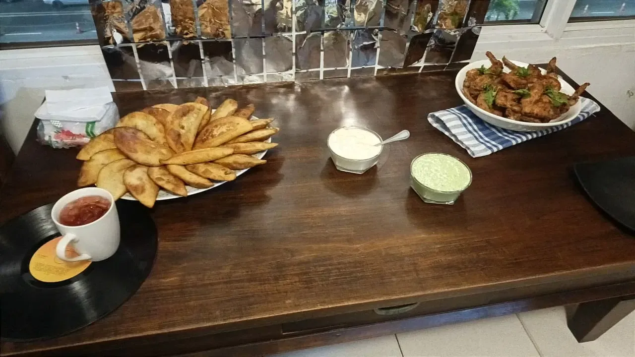 Celebrating the birthday of someone special! 🎂🙌