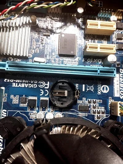 Basic troubleshooting - replacing your CMOS battery (part 1)