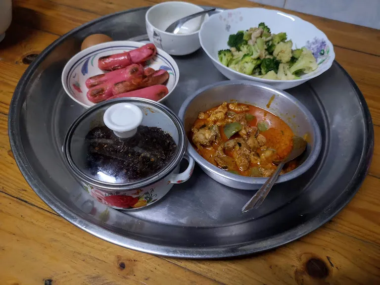 The most delicious food should be breakfast