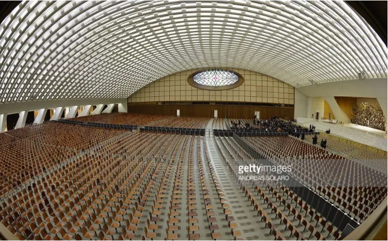 Pope Paul VI Audience Hall: Snake Bite in Vatican City + St. Pete...