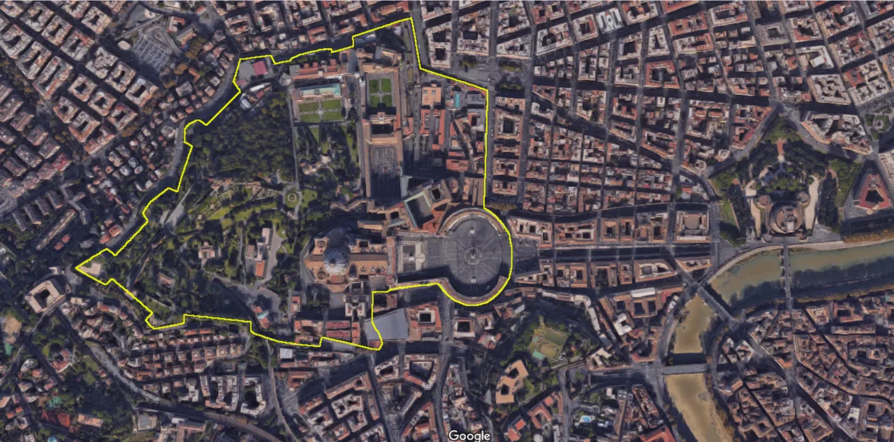 Pope Paul VI Audience Hall: Snake Bite in Vatican City + St. Pete...