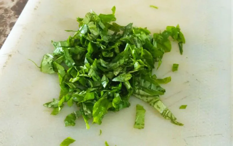 Thimble Pasta With Neapolitan Sauce, my way. / Pasta Dedal Con Sals...