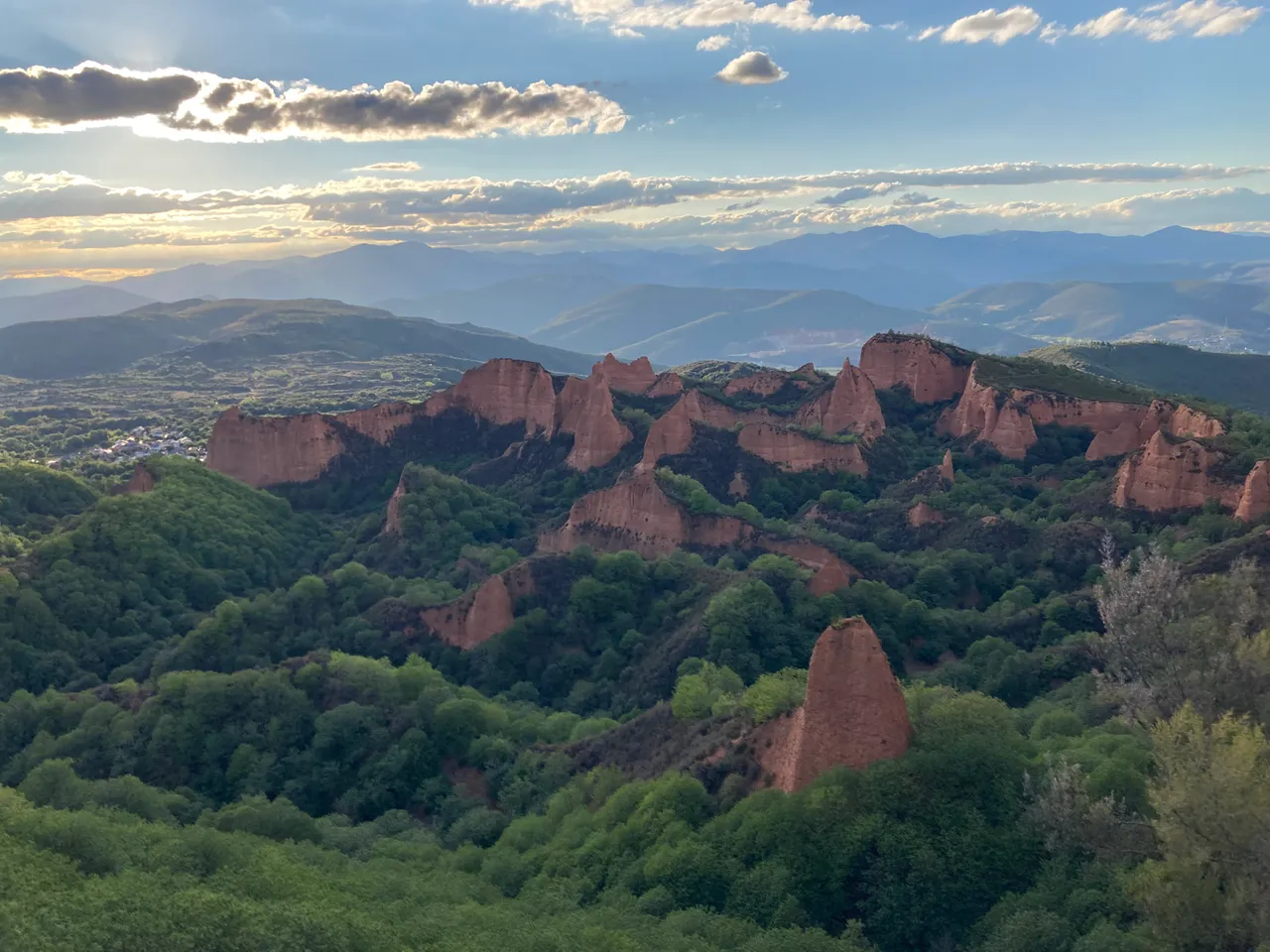 Las Médulas (Spain): Largest Roman gold mine of the Roman Empire