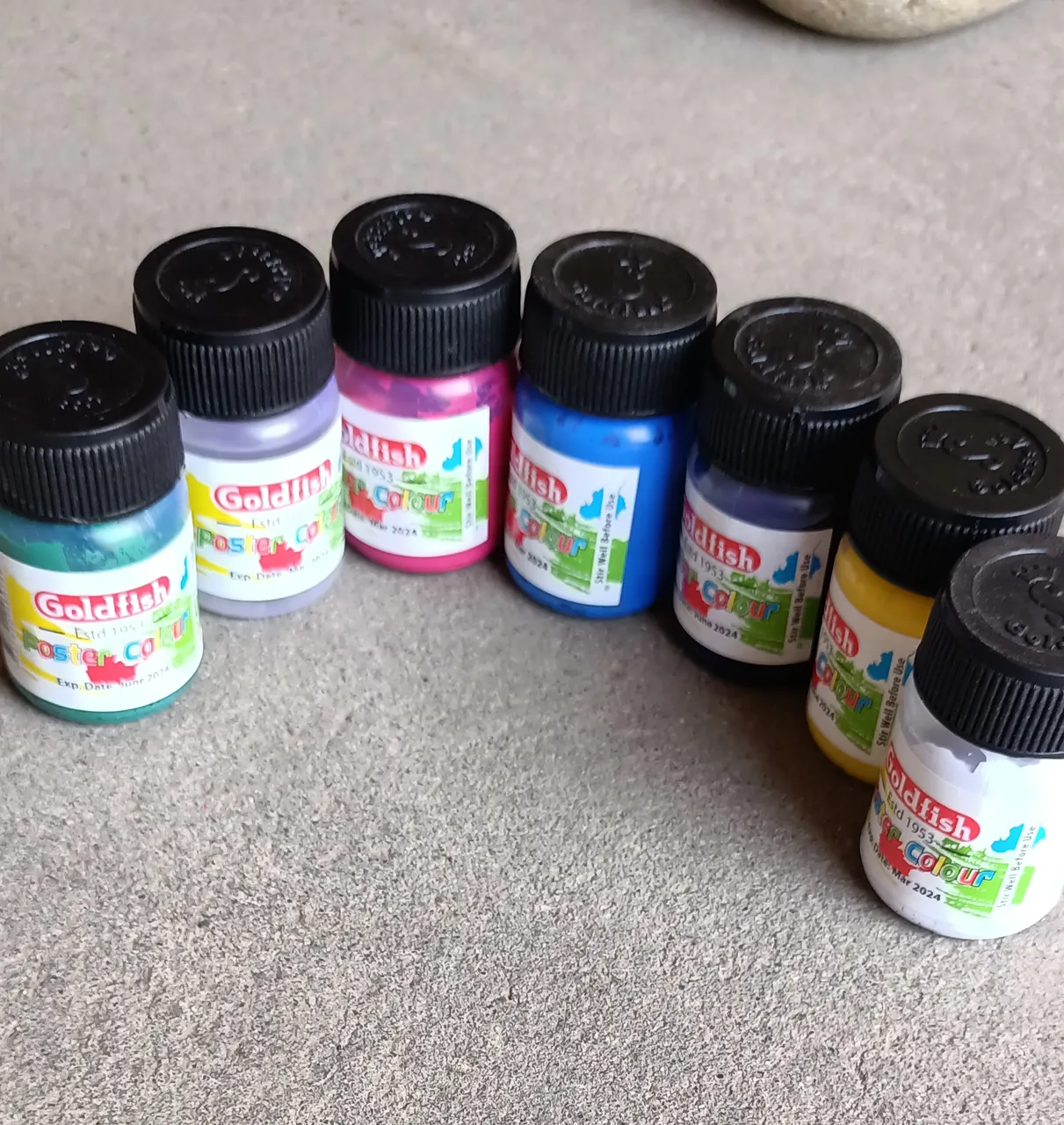 Zingu Painting on Stone