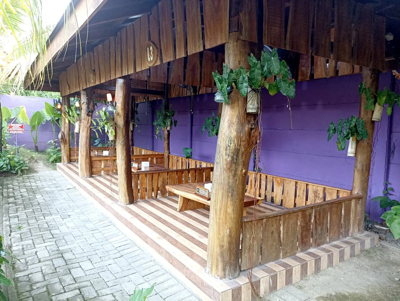 Wednesday Walk - Eat With Family at Bambu Ungu Resto