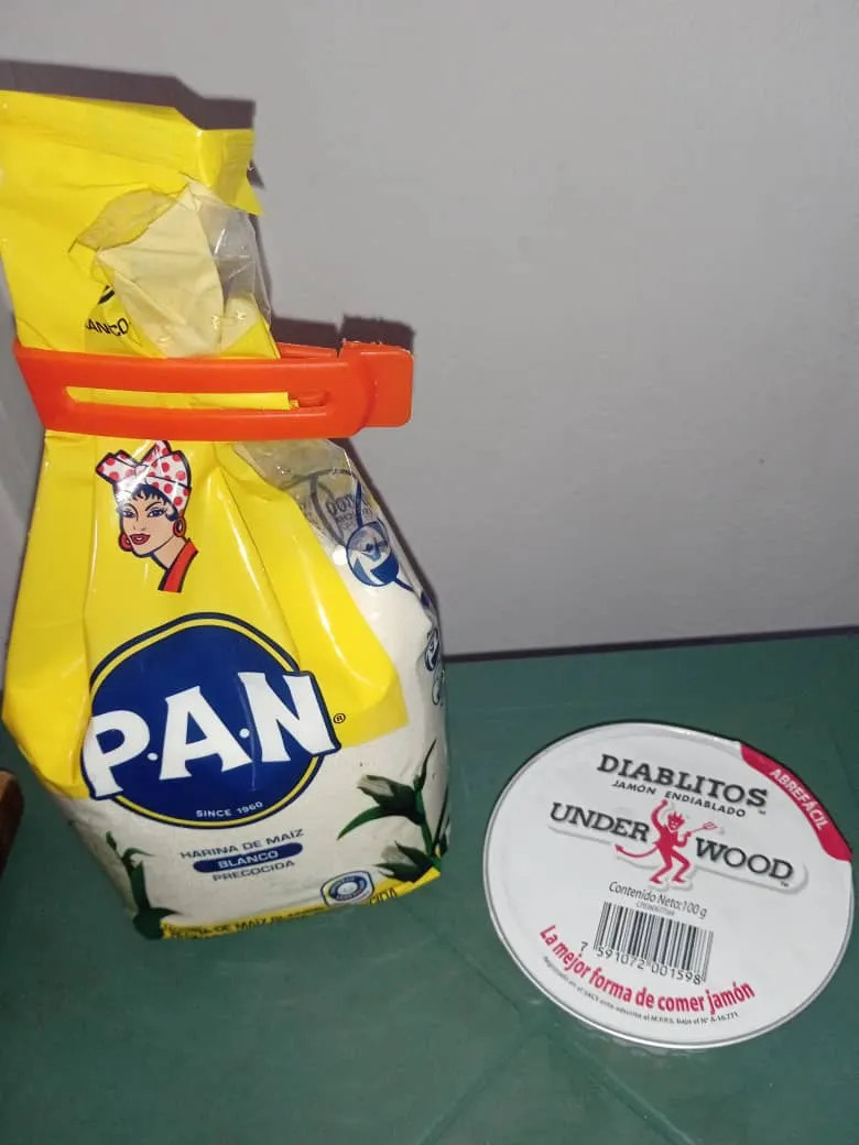 [ESP-ENG] Hoy se me antojó, Arepa Frita con Diablito 😋/Today I was...