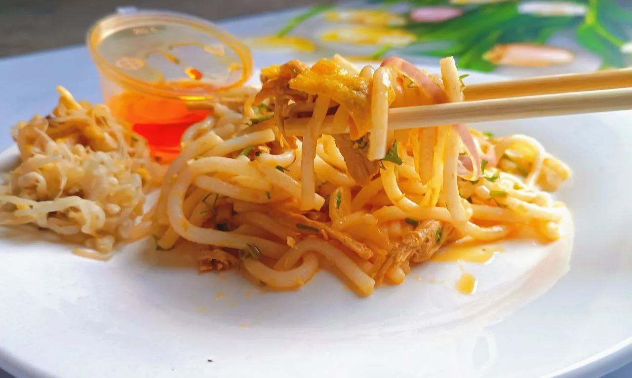 🍝Burmese traditional breakfast (Nan Gyi Thoke)🍝