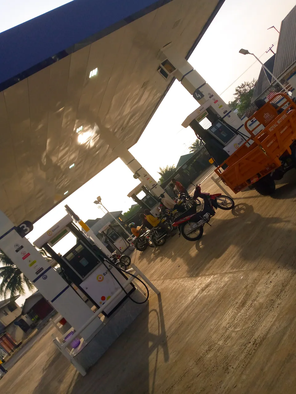 Wednesdaywalk: Early Morning Shortcut Walk