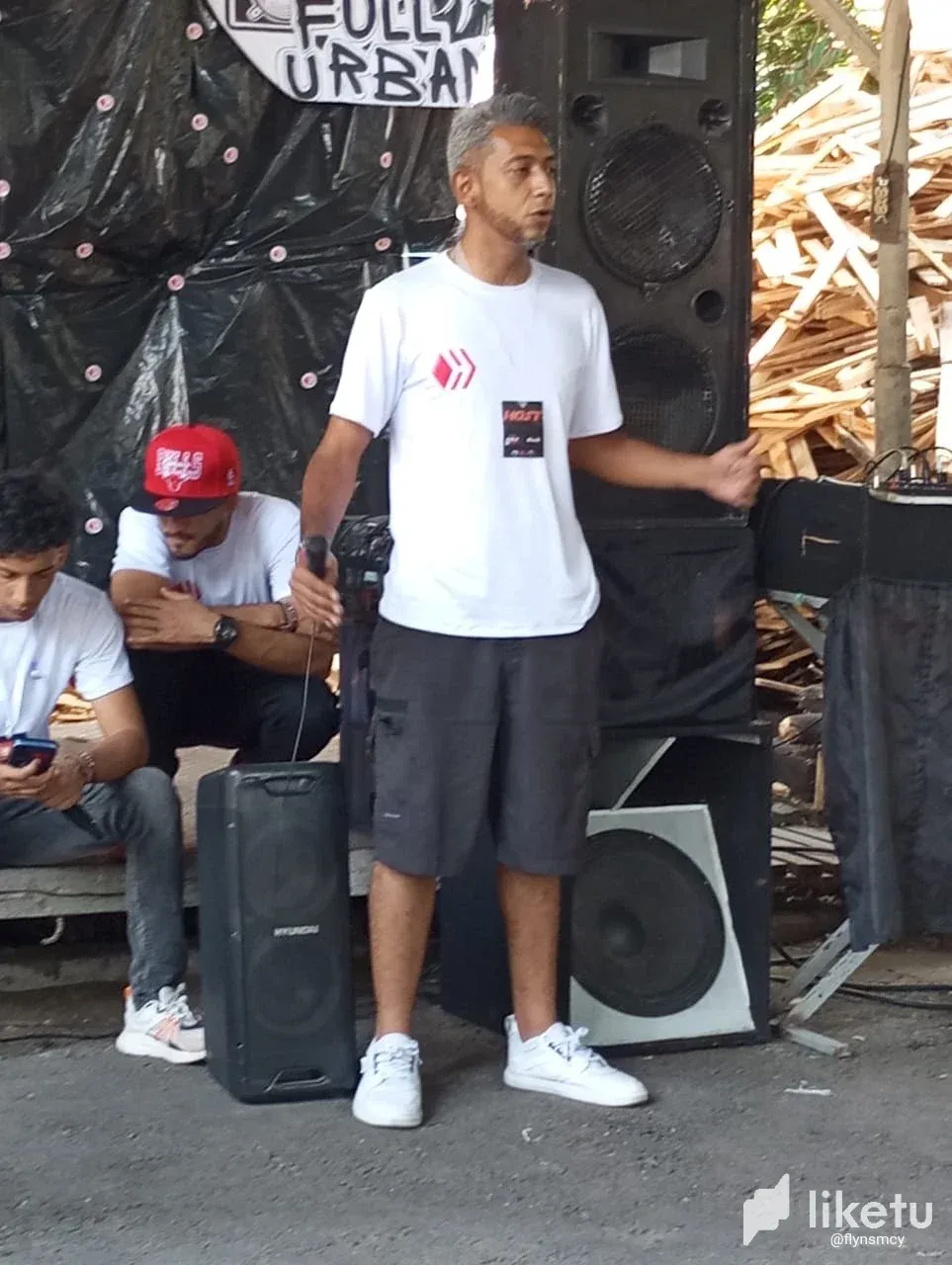 My participation with full urban face to face event (English/Spanis...