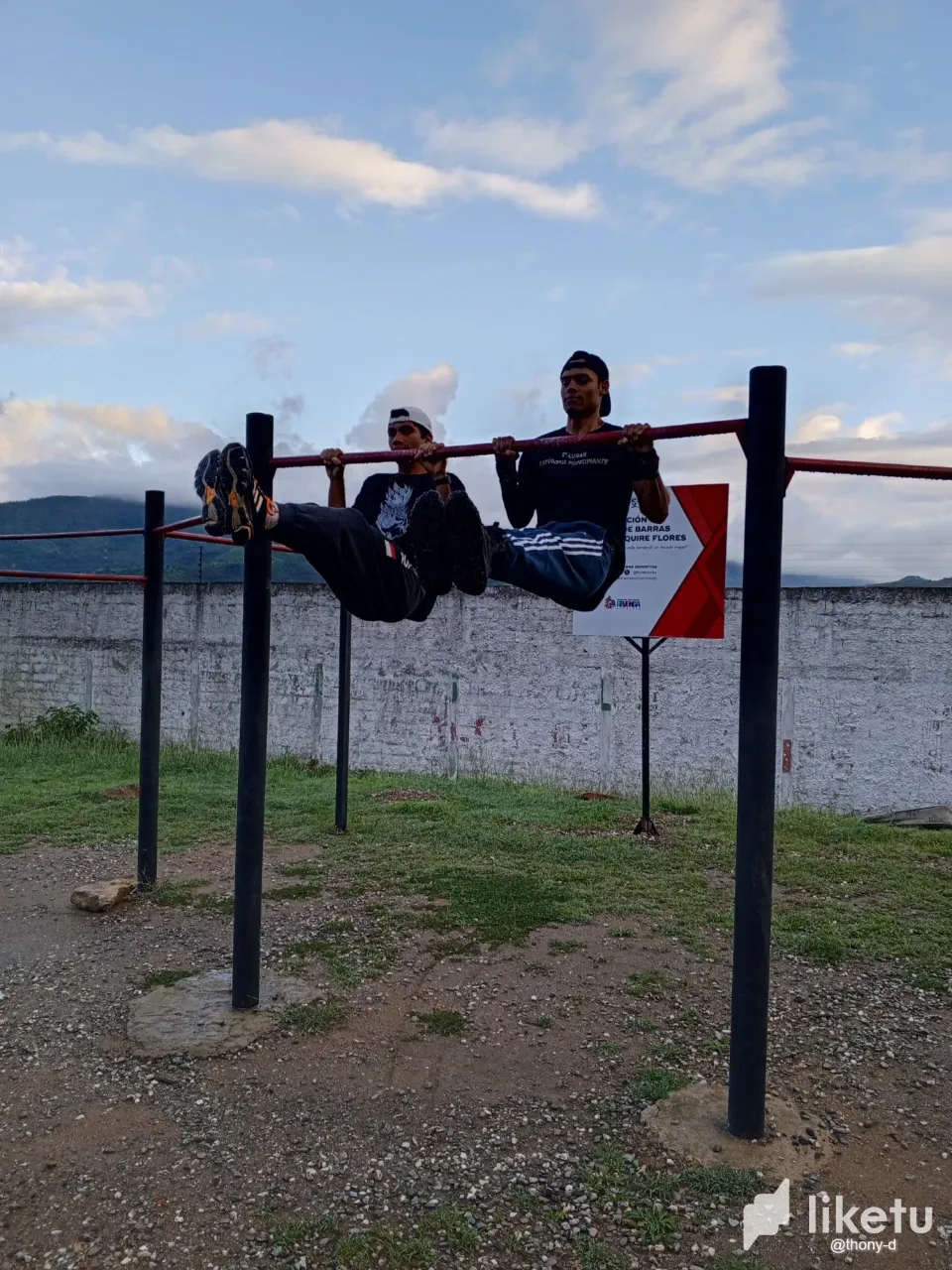 Desafío de Abdomen en Dúo: Calistenia con Xavier