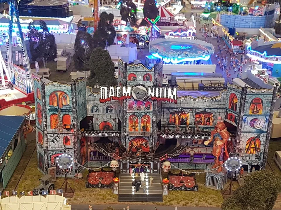 Funfair Luna Park Model
