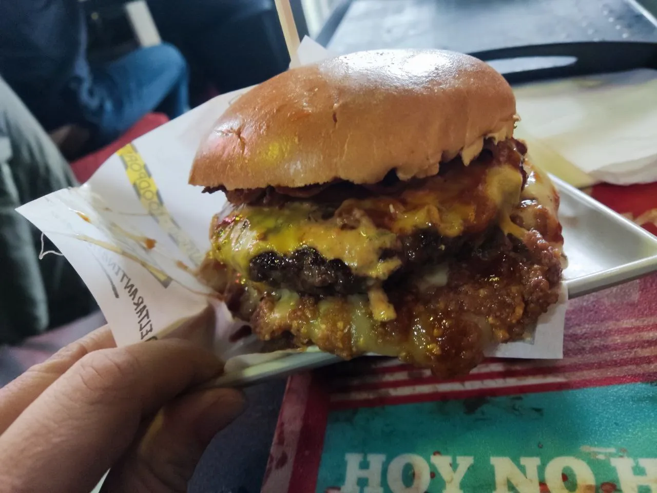 Hamburger, El Tarantin Chiflado food review [ENG/ESP]