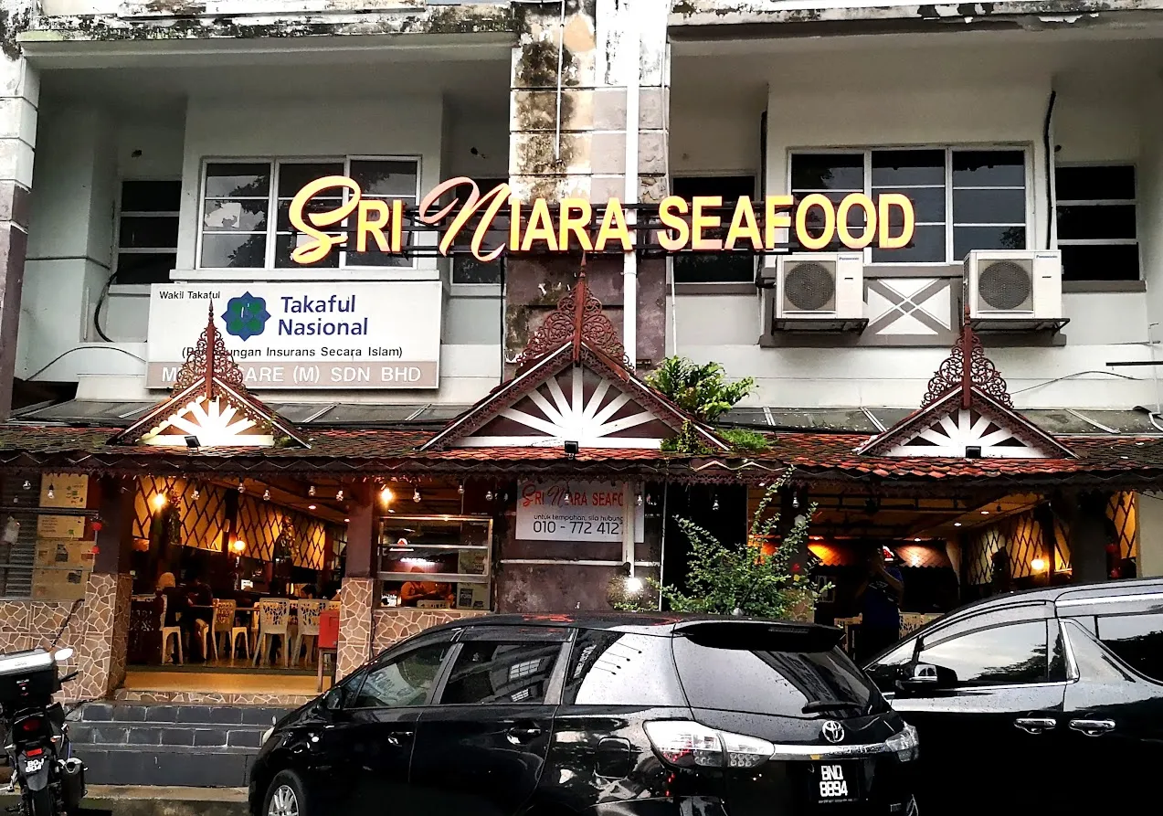 Dinner at Sri Niara Seafood