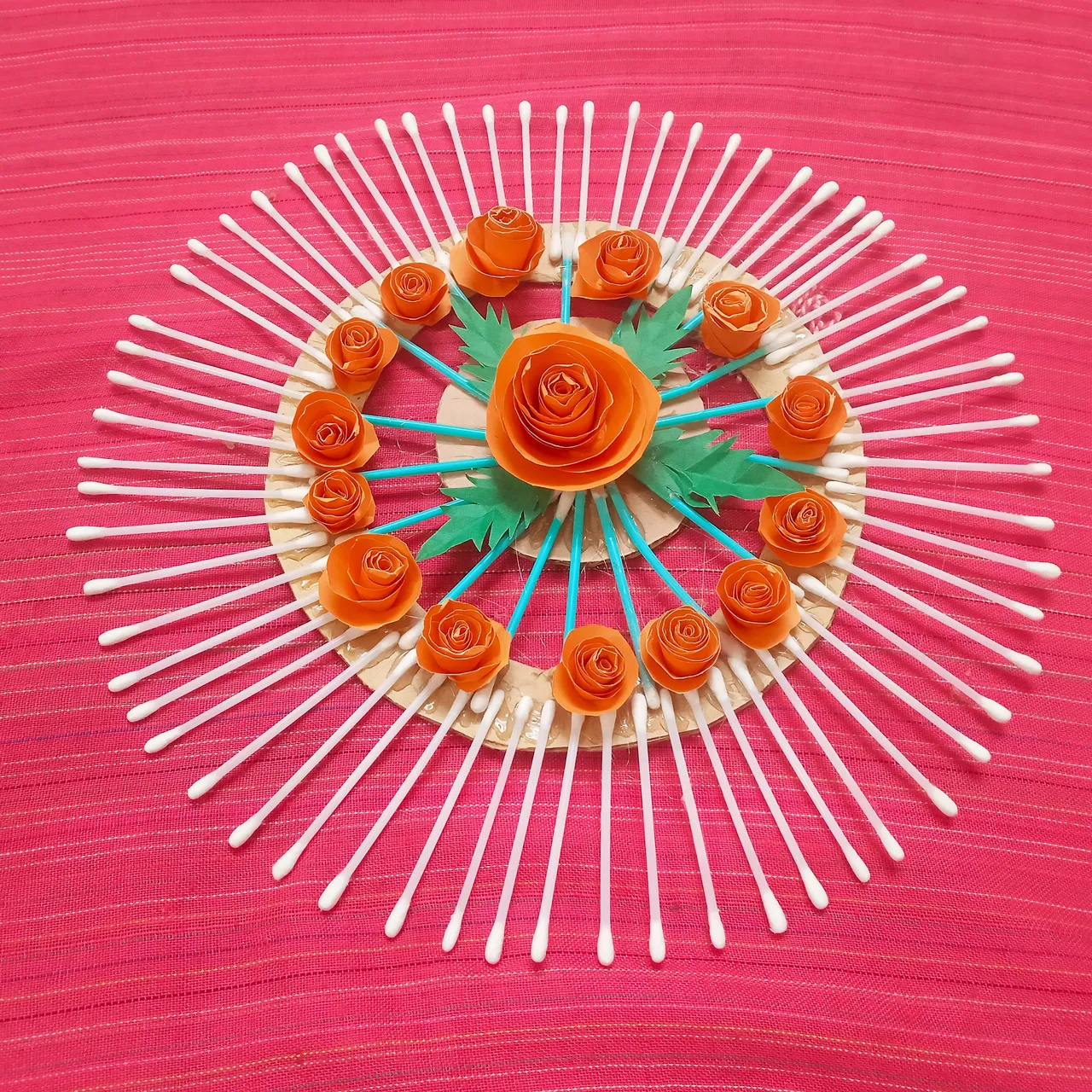 Wallmate with Cotton Bar in Imitation of the Sun