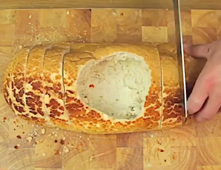 Gefülltes Brot, wunderbare Idee für das Mittagessen🍞