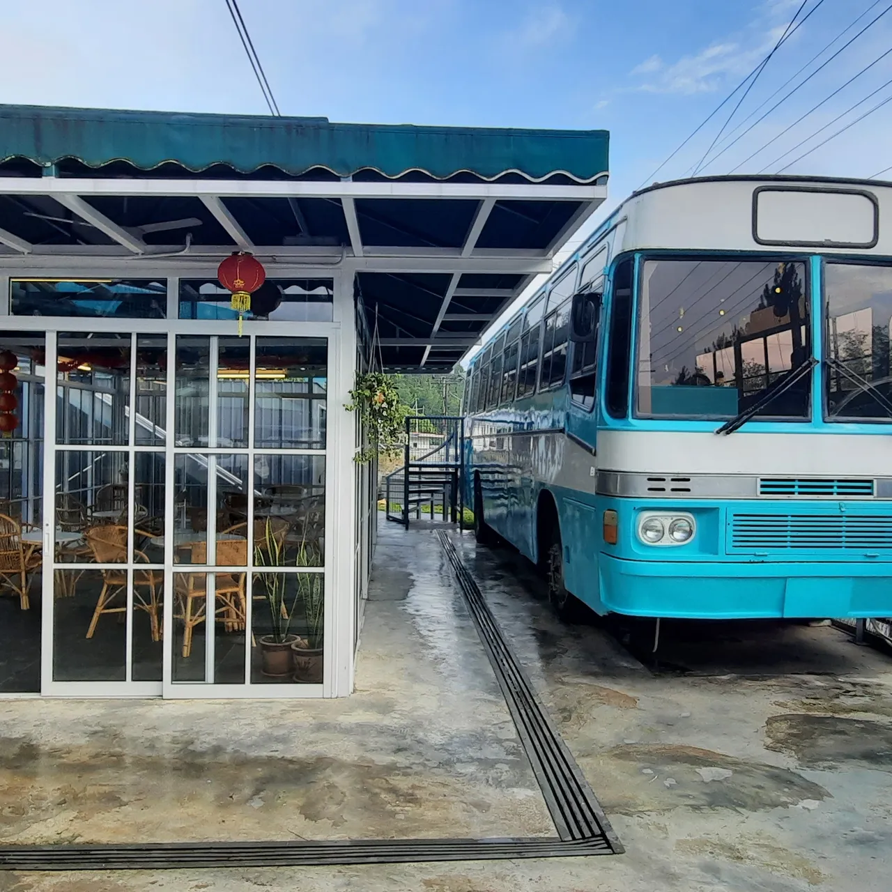 Having Meal On The Bus - BW Bus Restaurant, Kundasang Sabah 🚌🍽️