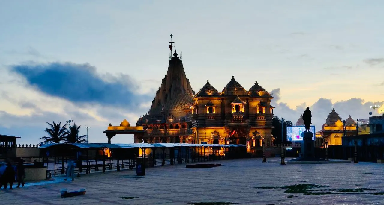 Travel at Western India's region which known as veraval.