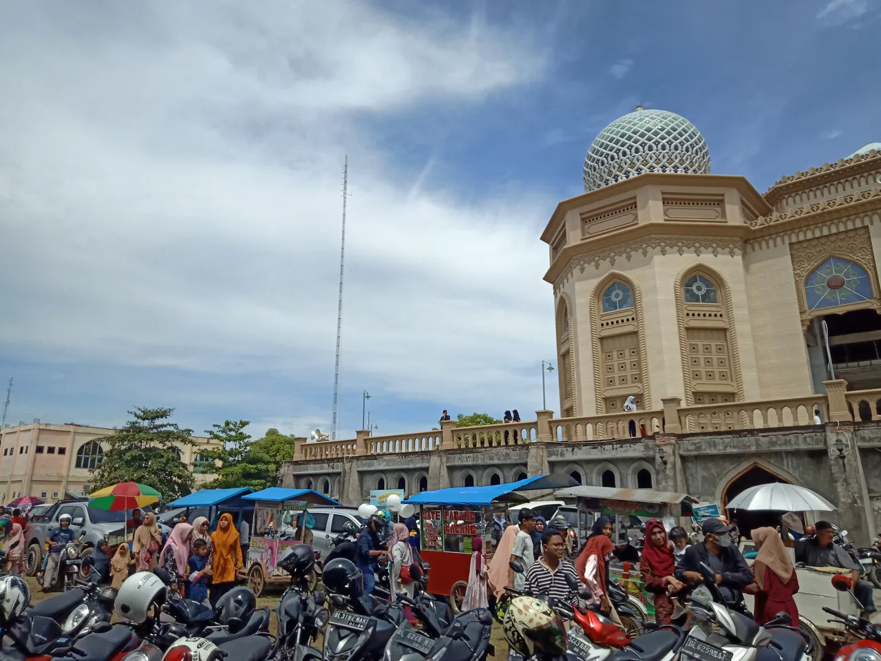 Parking at the Islamic Center Mosque
