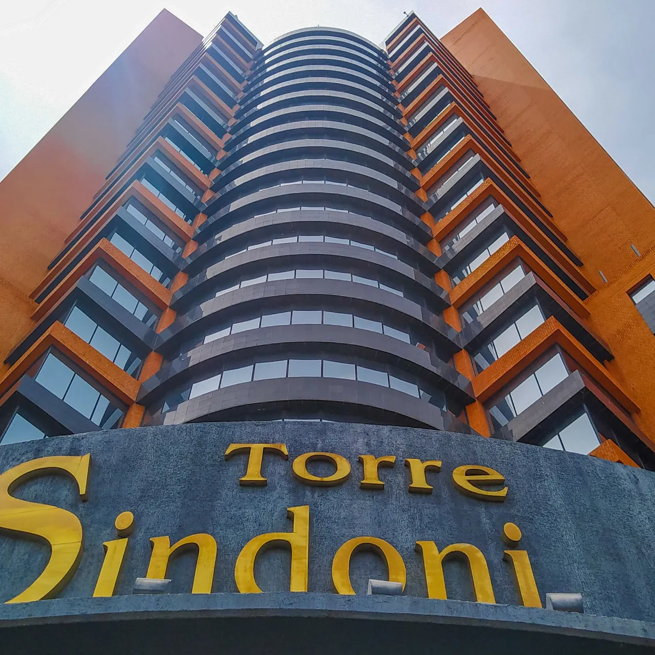 The Sindoni Tower, Maracay, Venezuela (ENG-ESP)