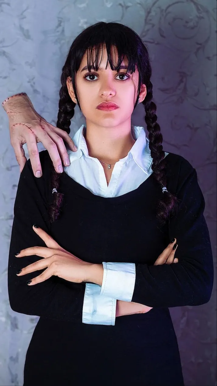 "Merlina", you can't miss these impressive photos!🖤🧟‍♀️