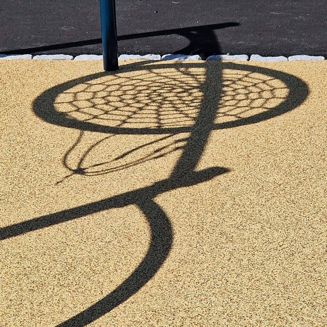 entry smash 27,338: schoolyard shadows