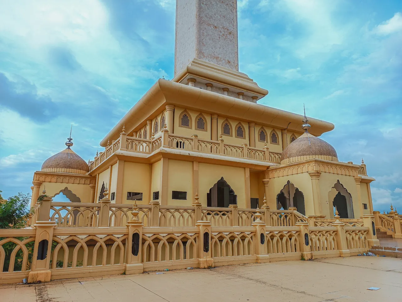 The beauty of monuments and museums of Islamic kingdoms