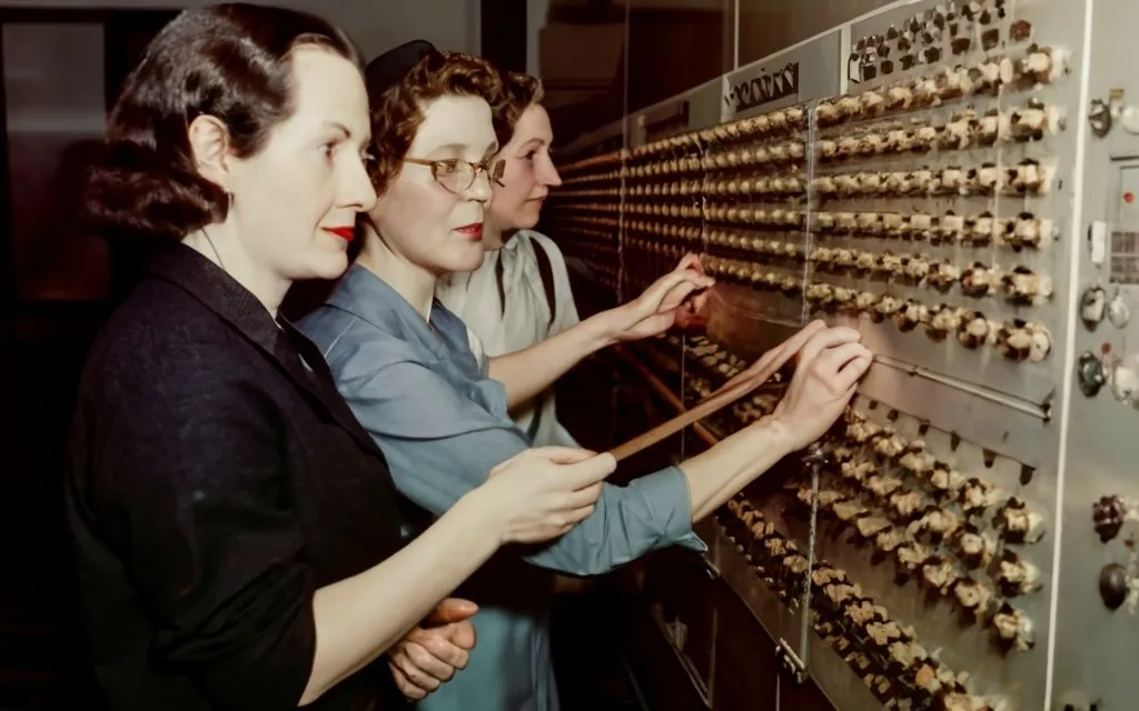 The Pioneering Women of ENIAC: Rewriting the History of Computing