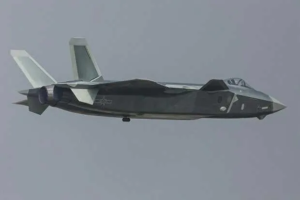 Su-30 Successfully Tracked China's J-20 Spy Jet