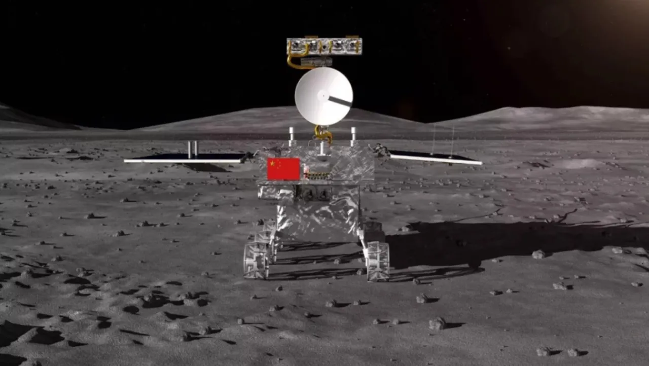 Strange discoveries of Chinese rover.